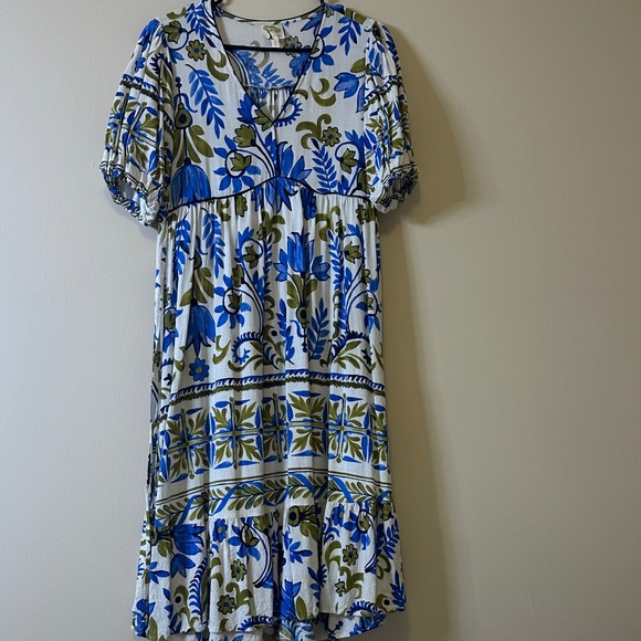 fig and flower | Dresses | Fig And Flower Blue Floral Midi Dress | Poshmark